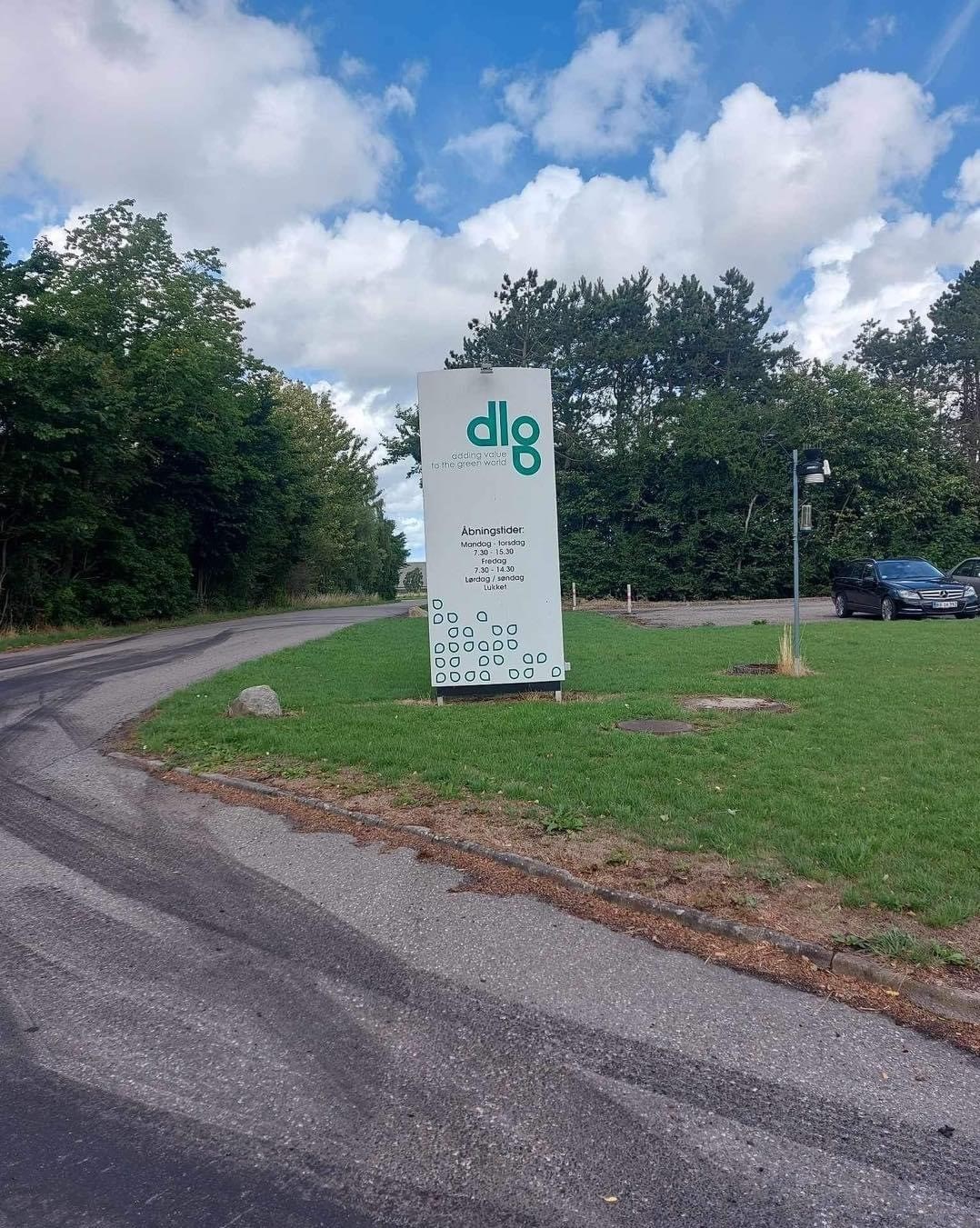 Skilt ved indgangen til DLG - 3F